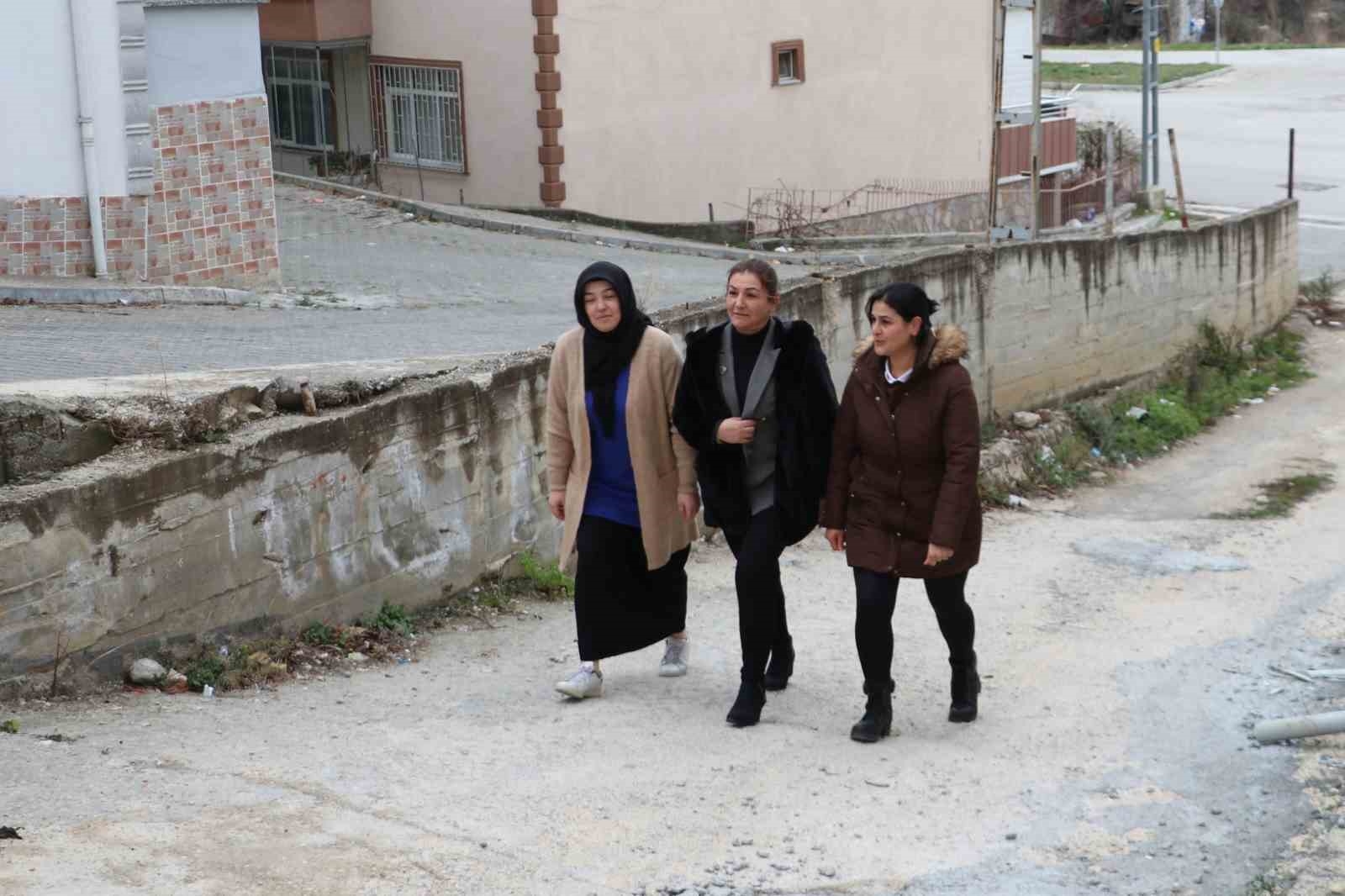 İlk ve tek kadın muhtarı kadınlara örnek oldu - SİYASET - Merzifon ... İlk ve tek kadın muhtarı kadınlara örnek oldu - SİYASET - Merzifon ...