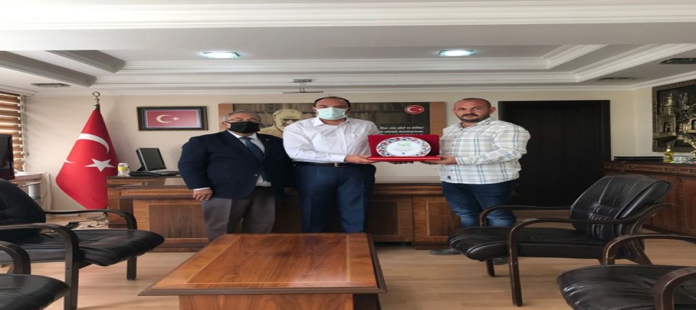 DESTEKLERİ İÇİN TEŞEKKÜR ETTİLER YENİ GÖREVİNDE BAŞARILAR DİLEDİLER ... DESTEKLERİ İÇİN TEŞEKKÜR ETTİLER YENİ GÖREVİNDE BAŞARILAR DİLEDİLER ...